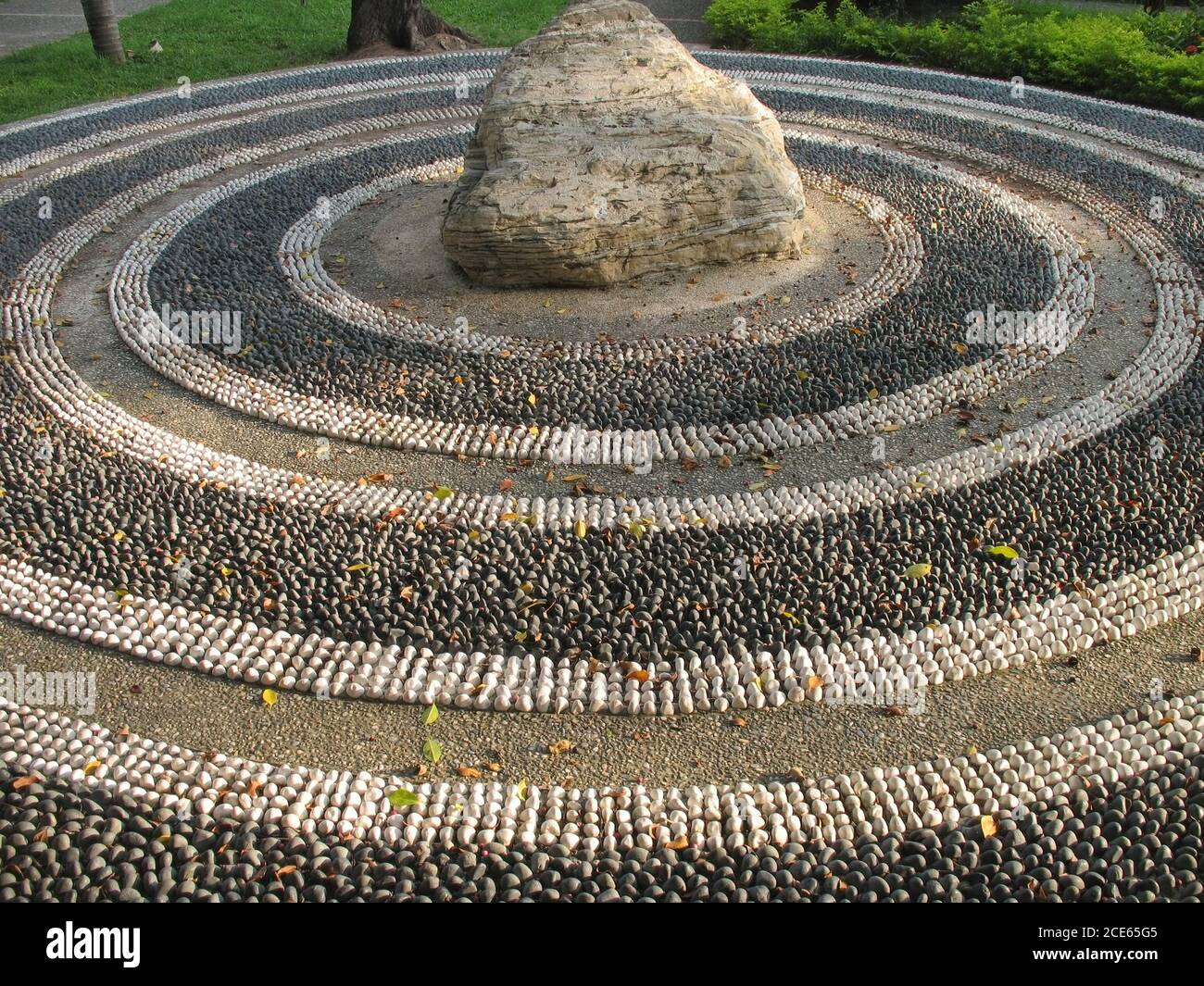 -- made up of large pebbles Stock Photo - Alamy