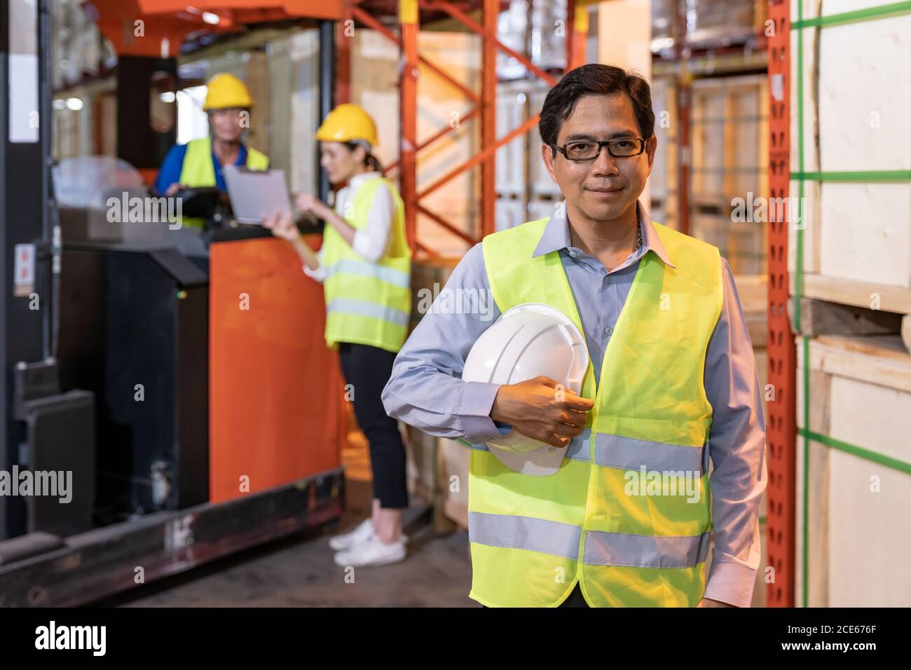 Warehouse assignment hi-res stock photography and images - Alamy
