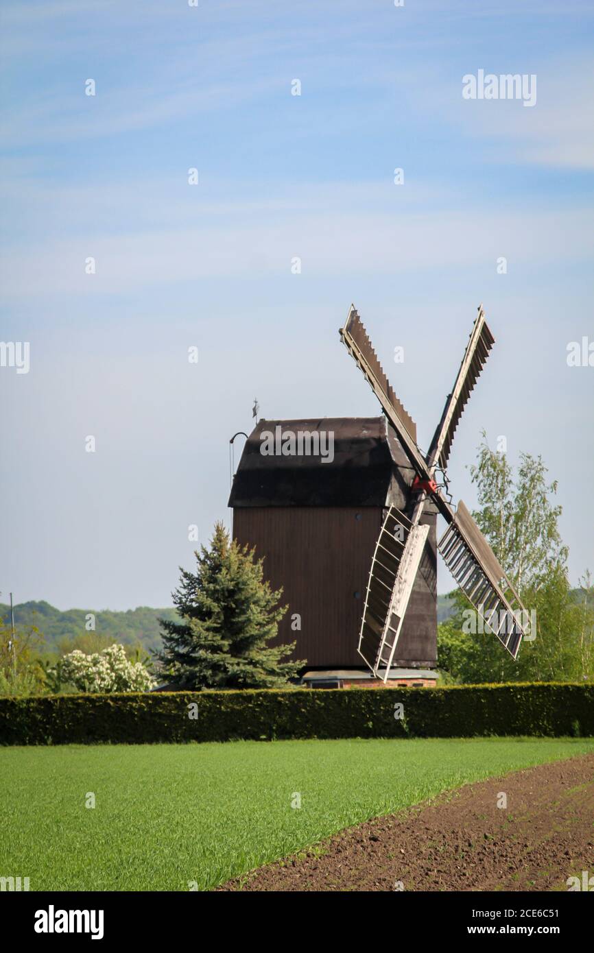 Mill well hi-res stock photography and images - Alamy