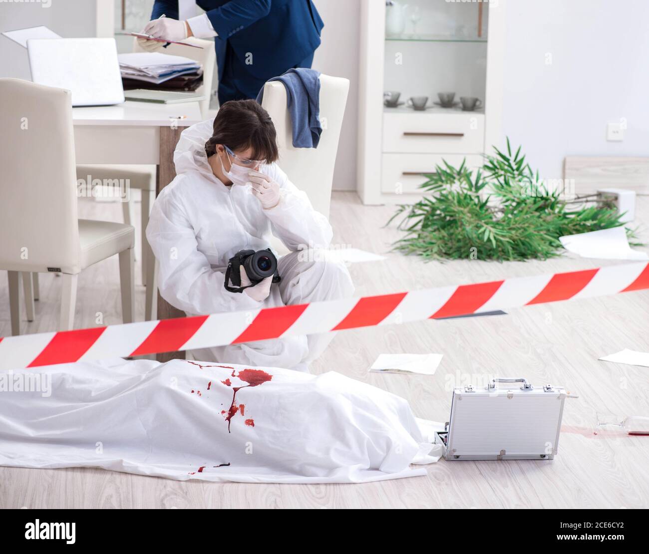Forensics photographer hi-res stock photography and images - Alamy
