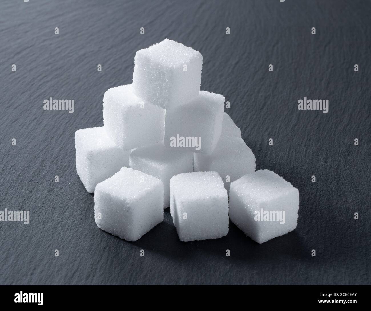Lump sugar on black hi-res stock photography and images - Alamy