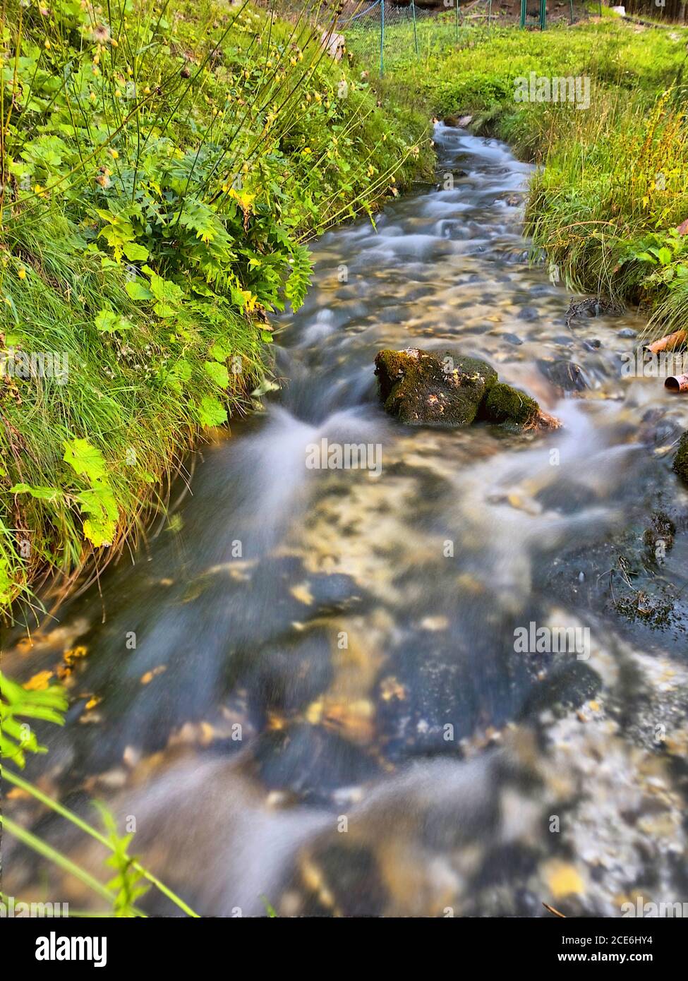 Slow motion water urban hi-res stock photography and images - Alamy