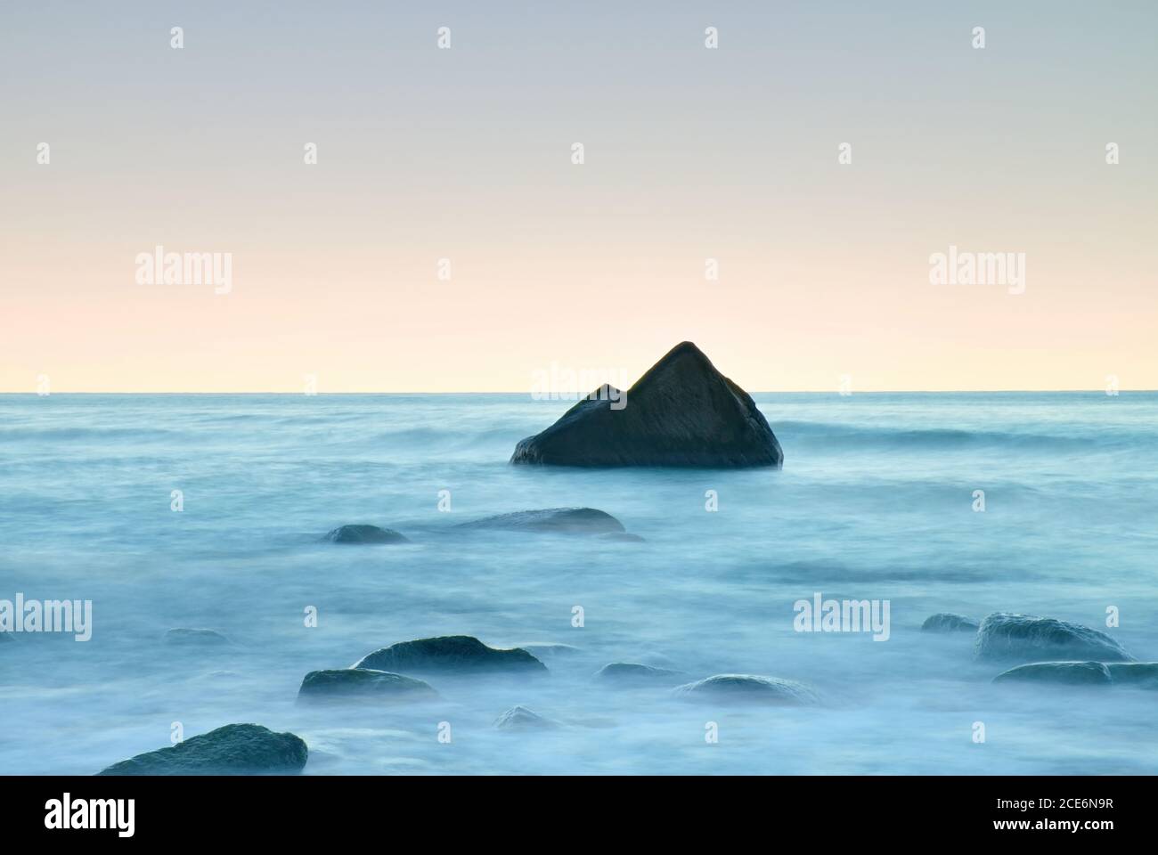 Rock sea level hi-res stock photography and images - Alamy