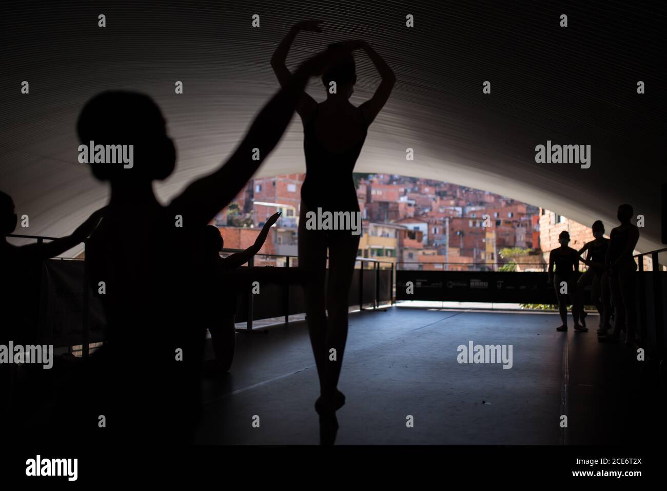 Favela brazil then and now hi-res stock photography and images - Alamy