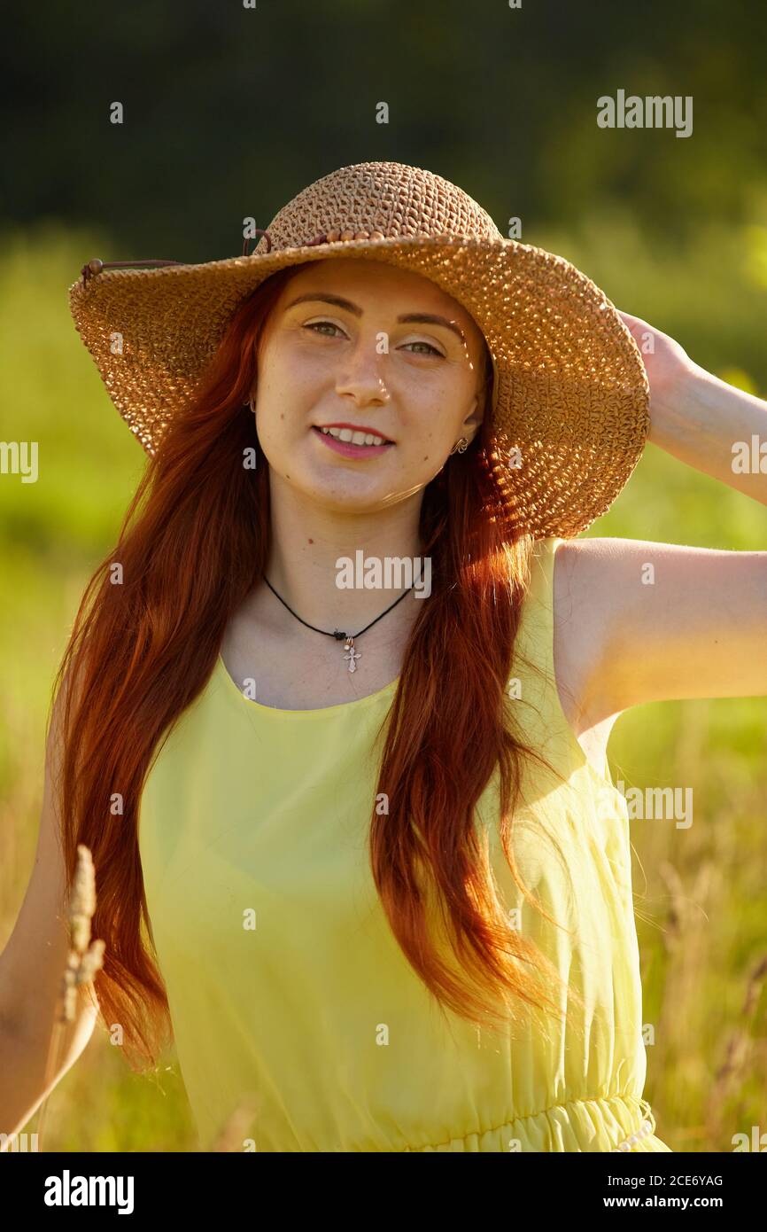 Female face smile sun light hi-res stock photography and images - Alamy