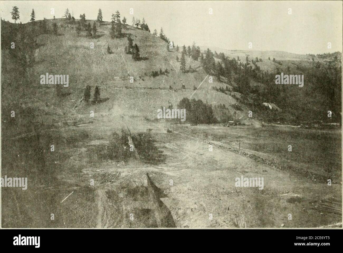 Stump pulling machines hi-res stock photography and images - Alamy