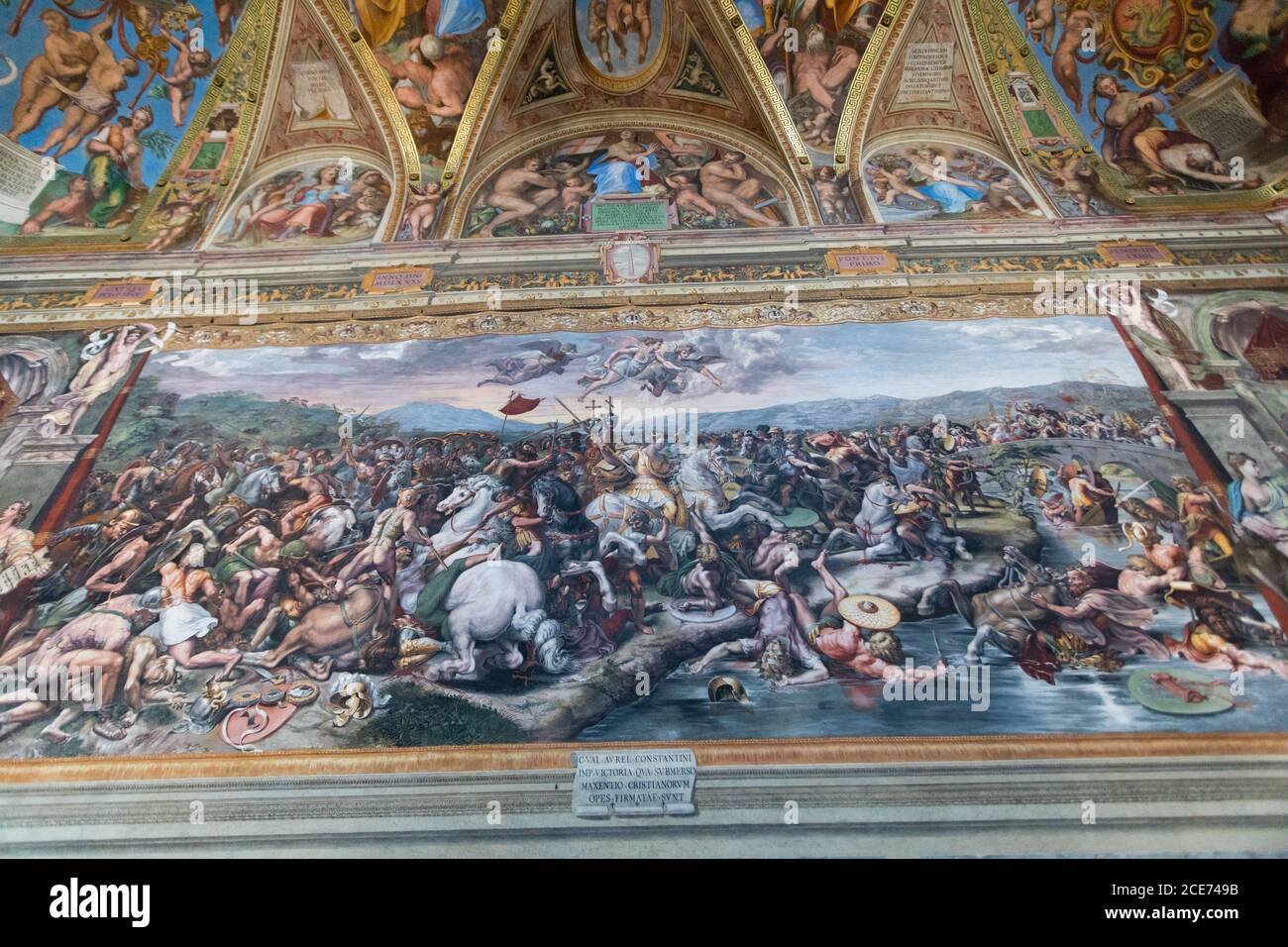 Stone statue inside vatican museum hi-res stock photography and images ...
