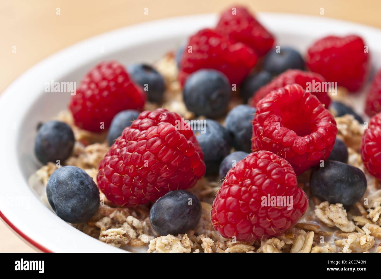 muesli and fruits Stock Photo - Alamy