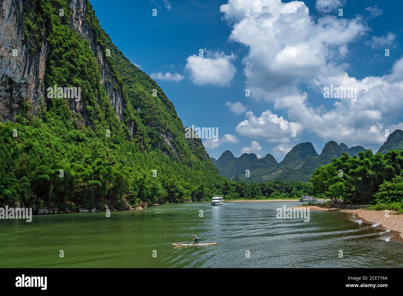 Fisherman on Li River in China Stock Photo - Alamy