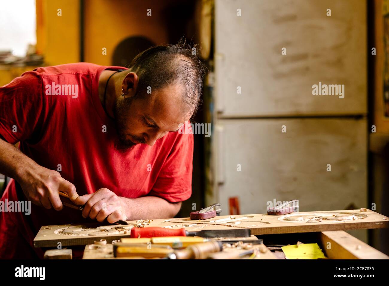 Male using wood chisel hi-res stock photography and images - Alamy