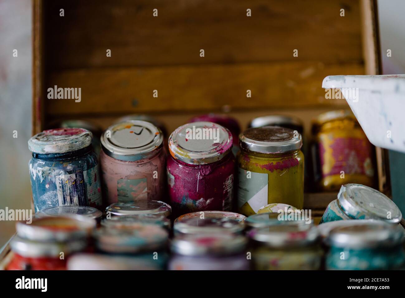 Empty containers hi-res stock photography and images - Alamy