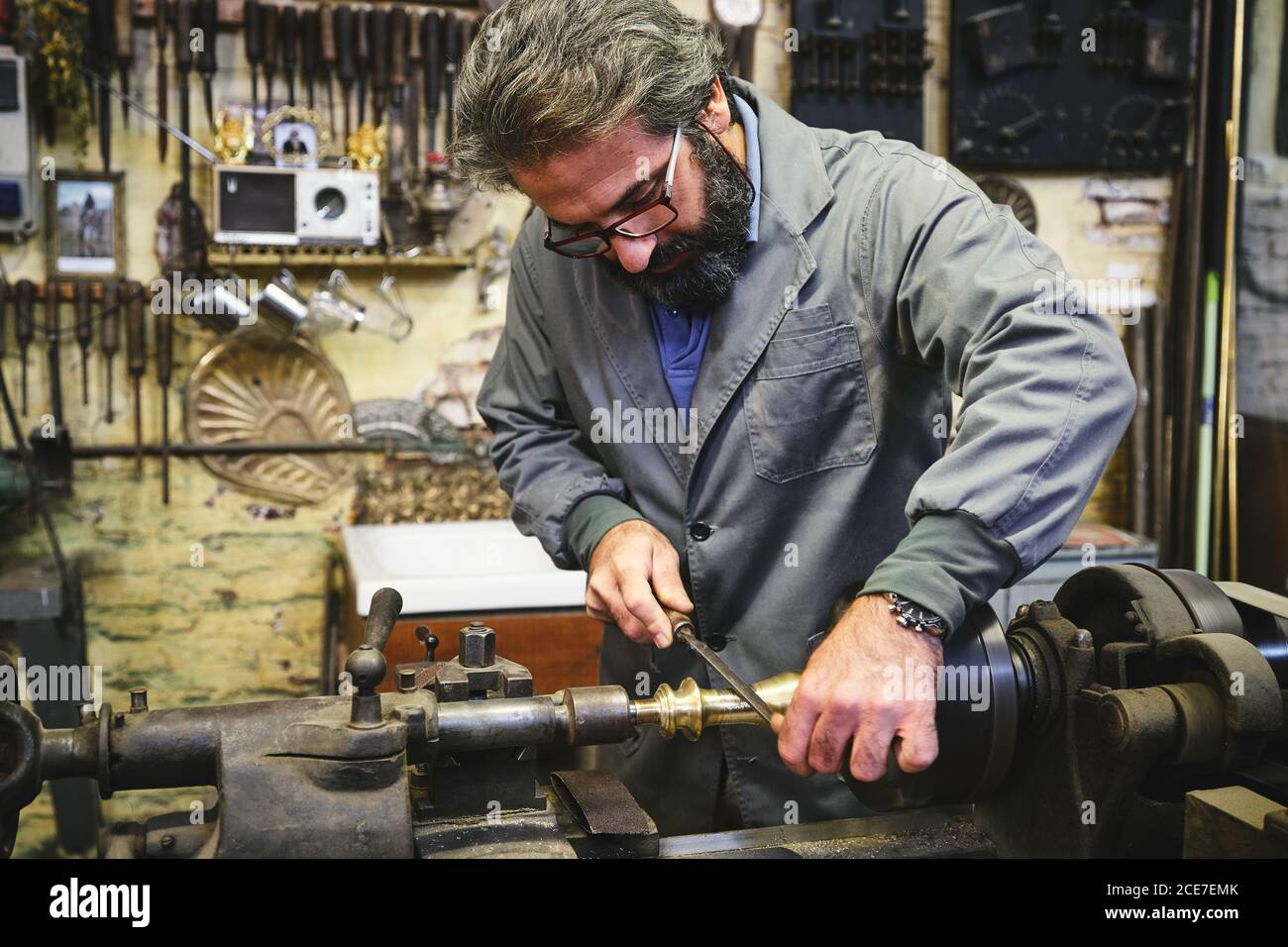 Sharpening process hi-res stock photography and images - Alamy