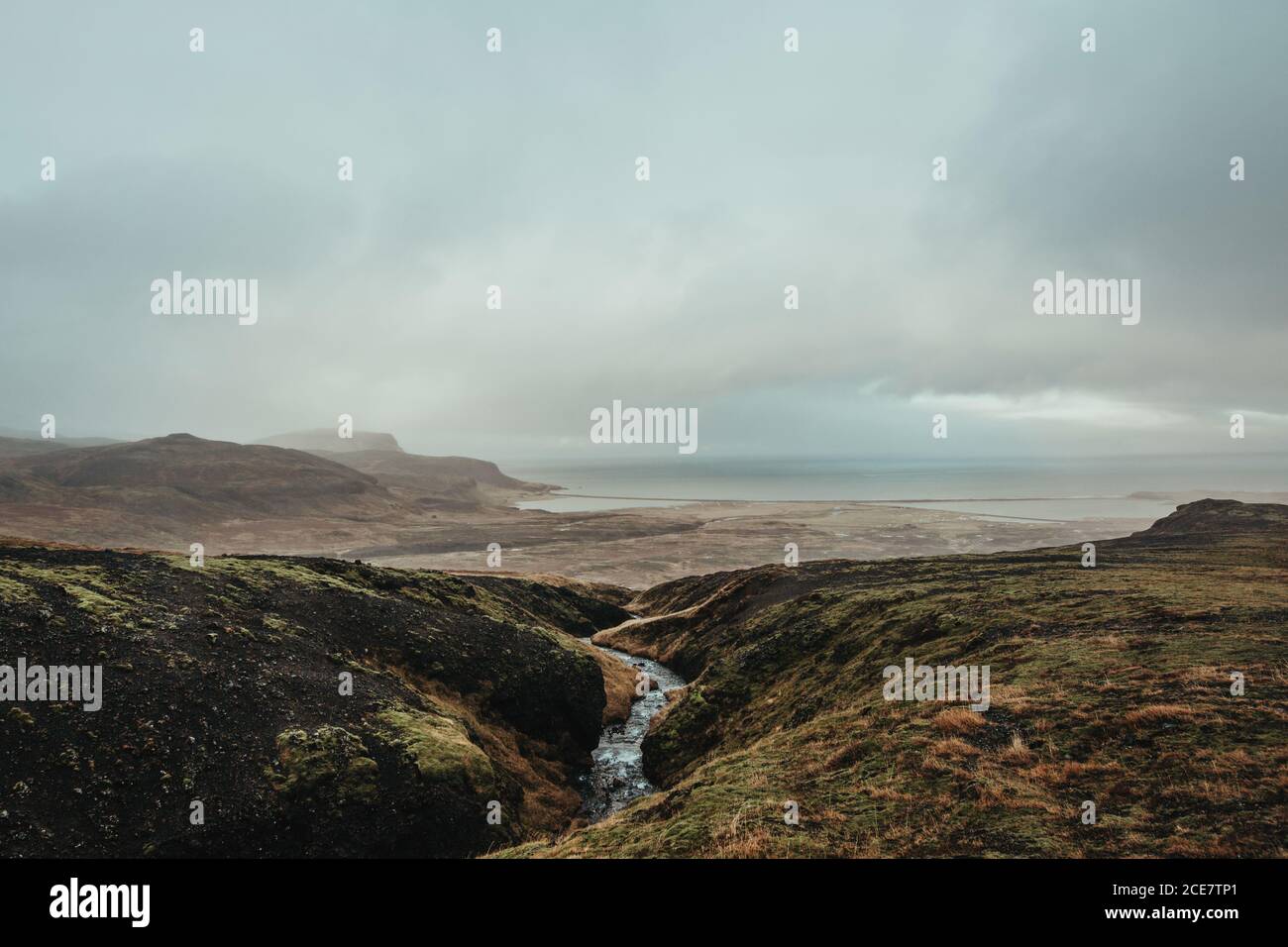 Ocean between surface hi-res stock photography and images - Alamy