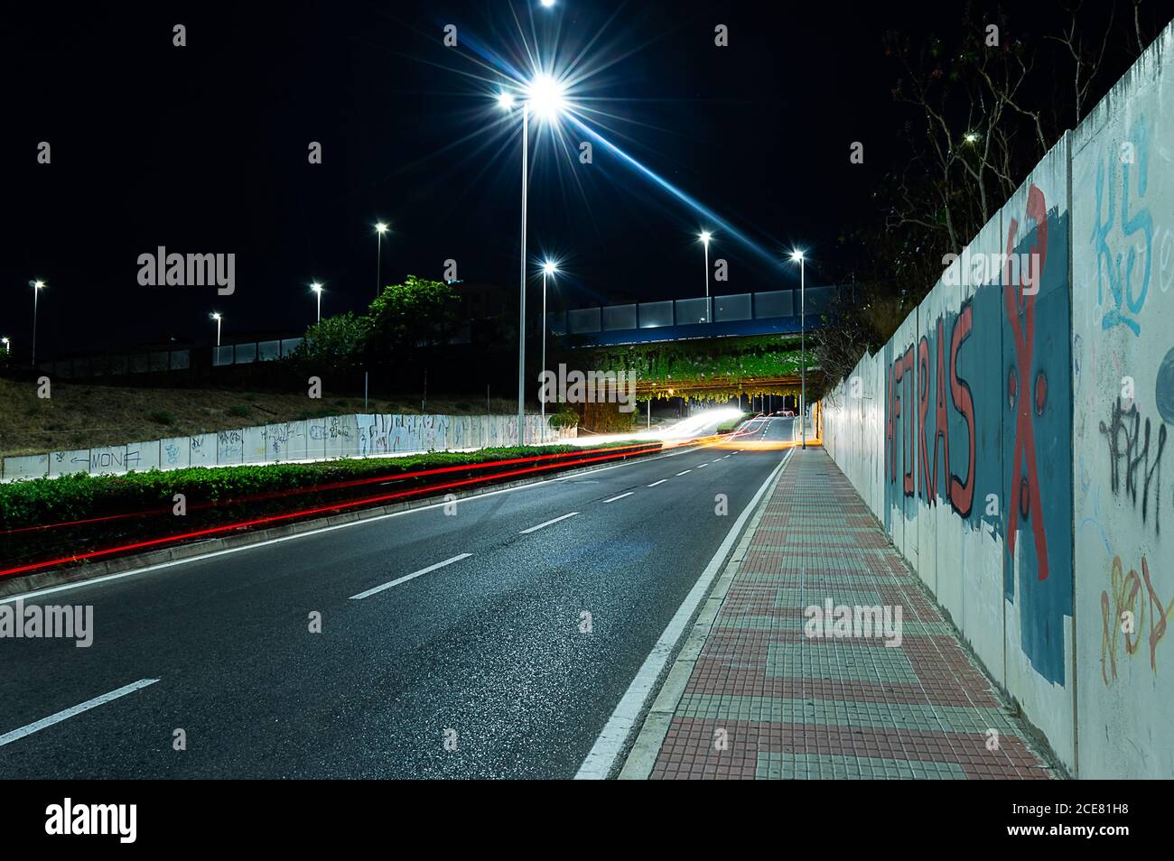 Empty road night hi-res stock photography and images - Alamy