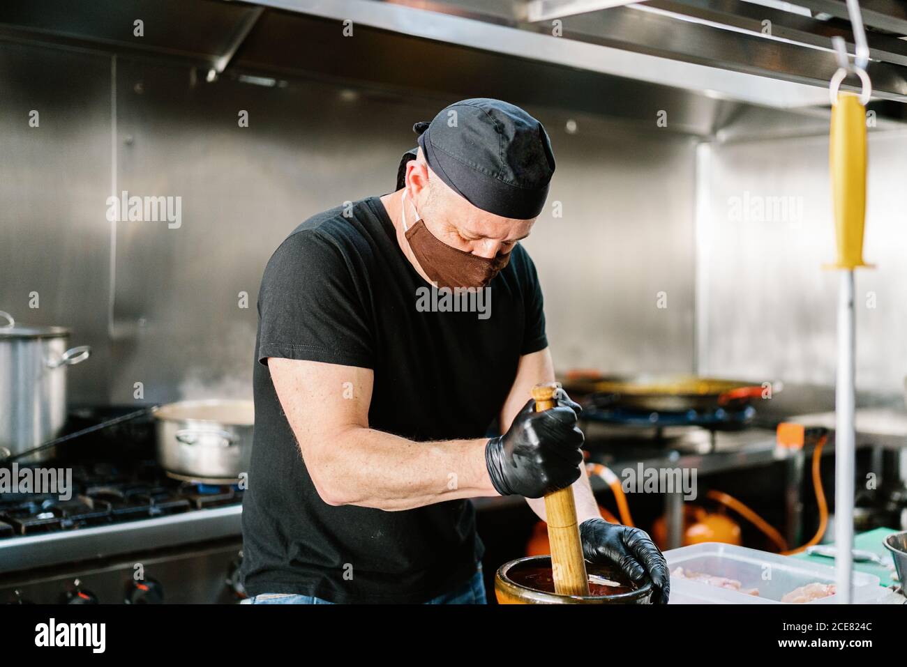 Man pounding hi-res stock photography and images - Alamy