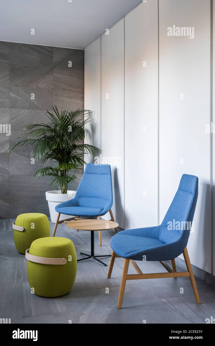 Ceilings and chairs hi-res stock photography and images - Alamy