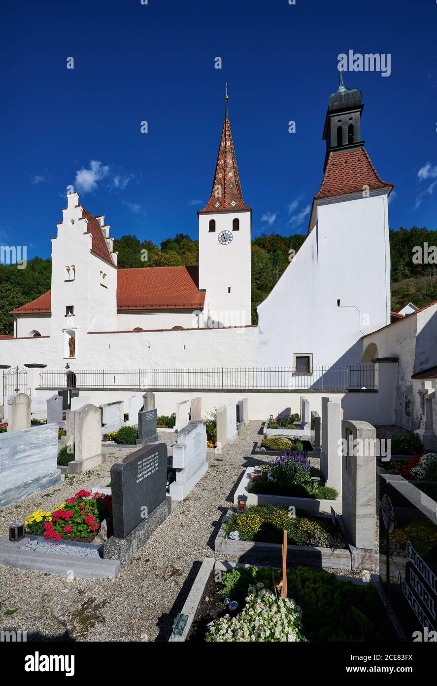 church and castle Kinding, Bavaria, Germany Stock Photo - Alamy