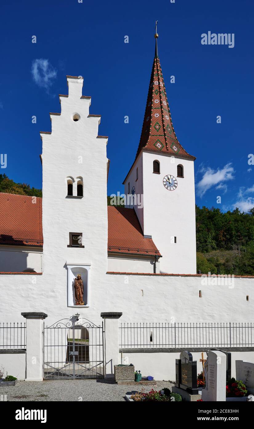 Kinding hi-res stock photography and images - Alamy