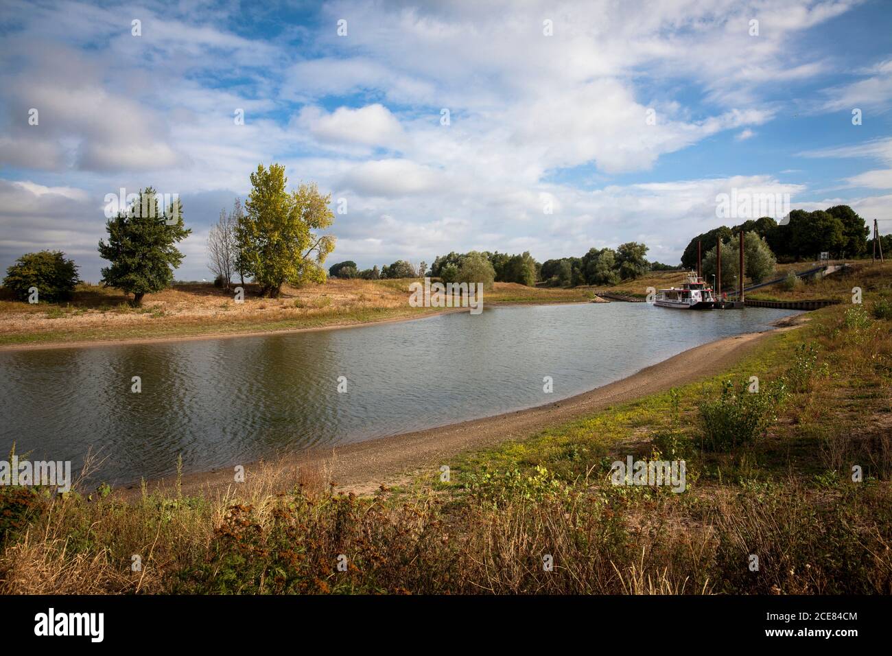 old branch of the river Rhine in Wesel-Bislich, North Rhine-Westphalia ...