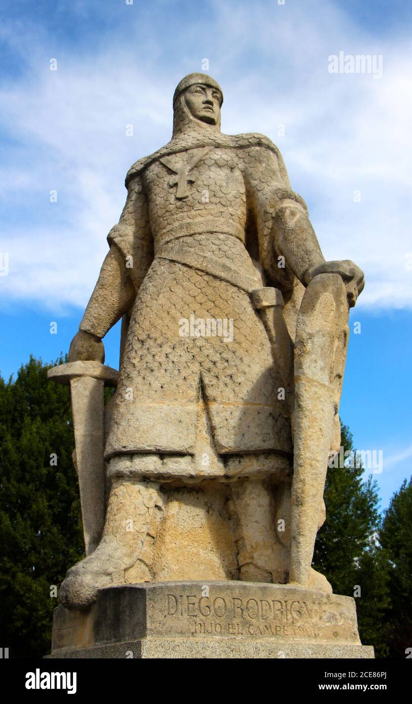 Statue of Diego Rodriguez on Saint Paul's Bridge Puente de San Pablo ...