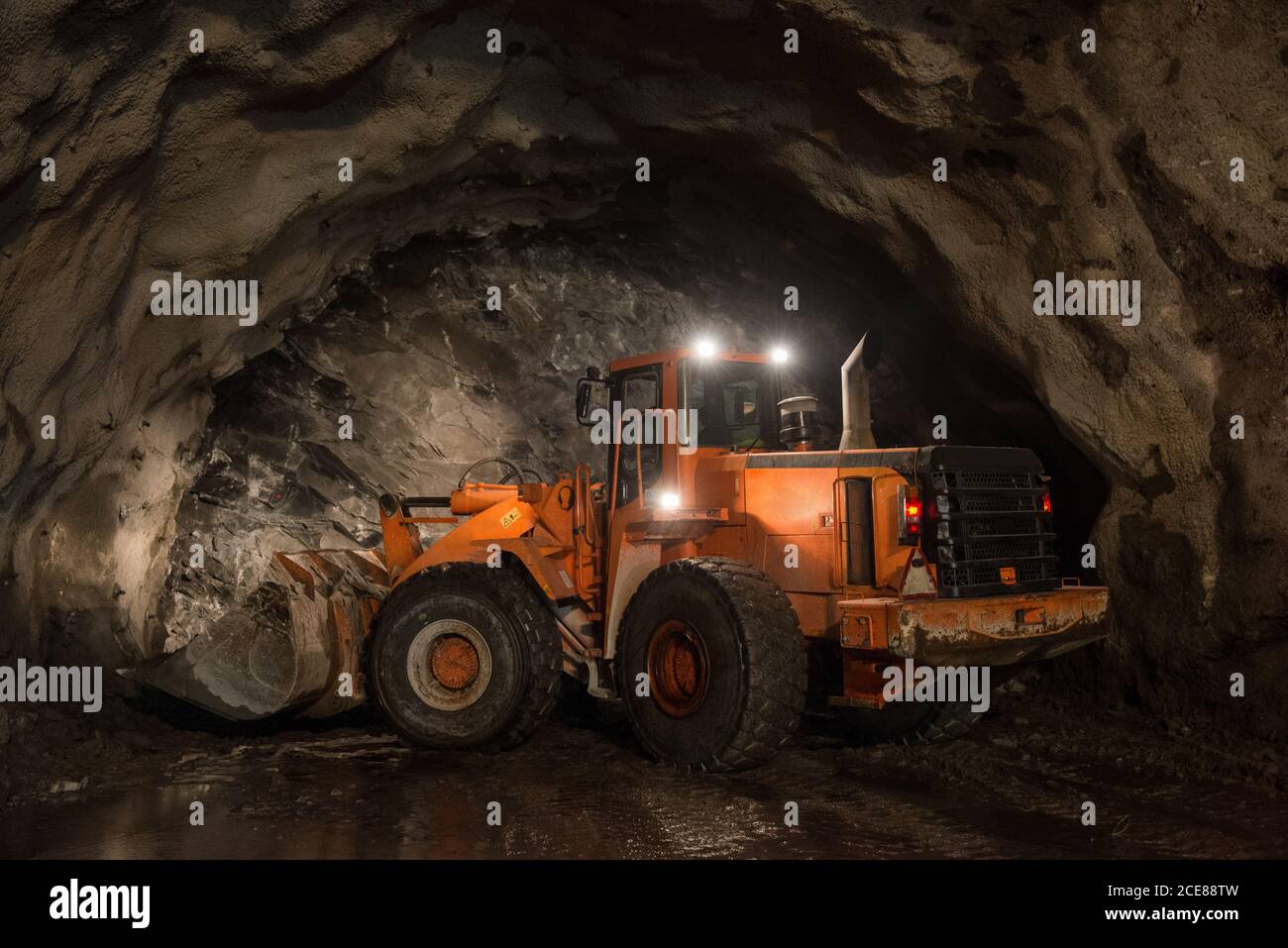 Dirty soil hi-res stock photography and images - Alamy