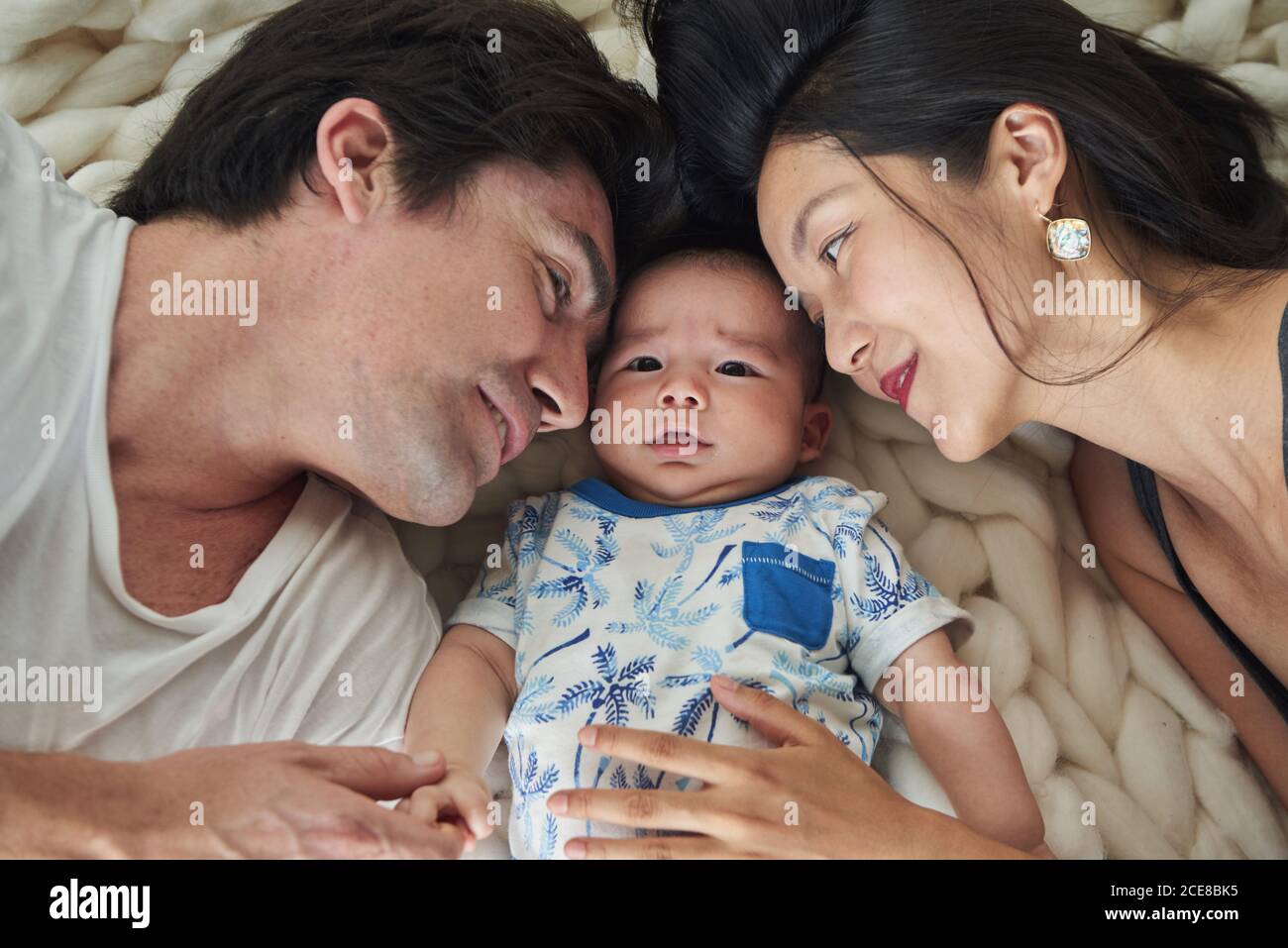 Asian parents hi-res stock photography and images - Alamy