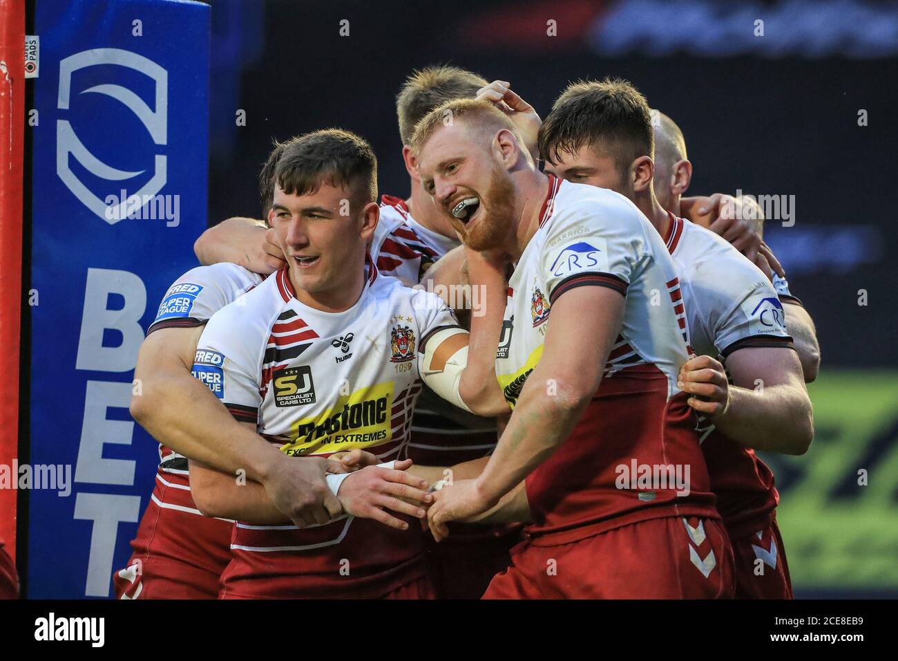 Joe Bullock (19) of Wigan Warriors celebrates his try Stock Photo - Alamy