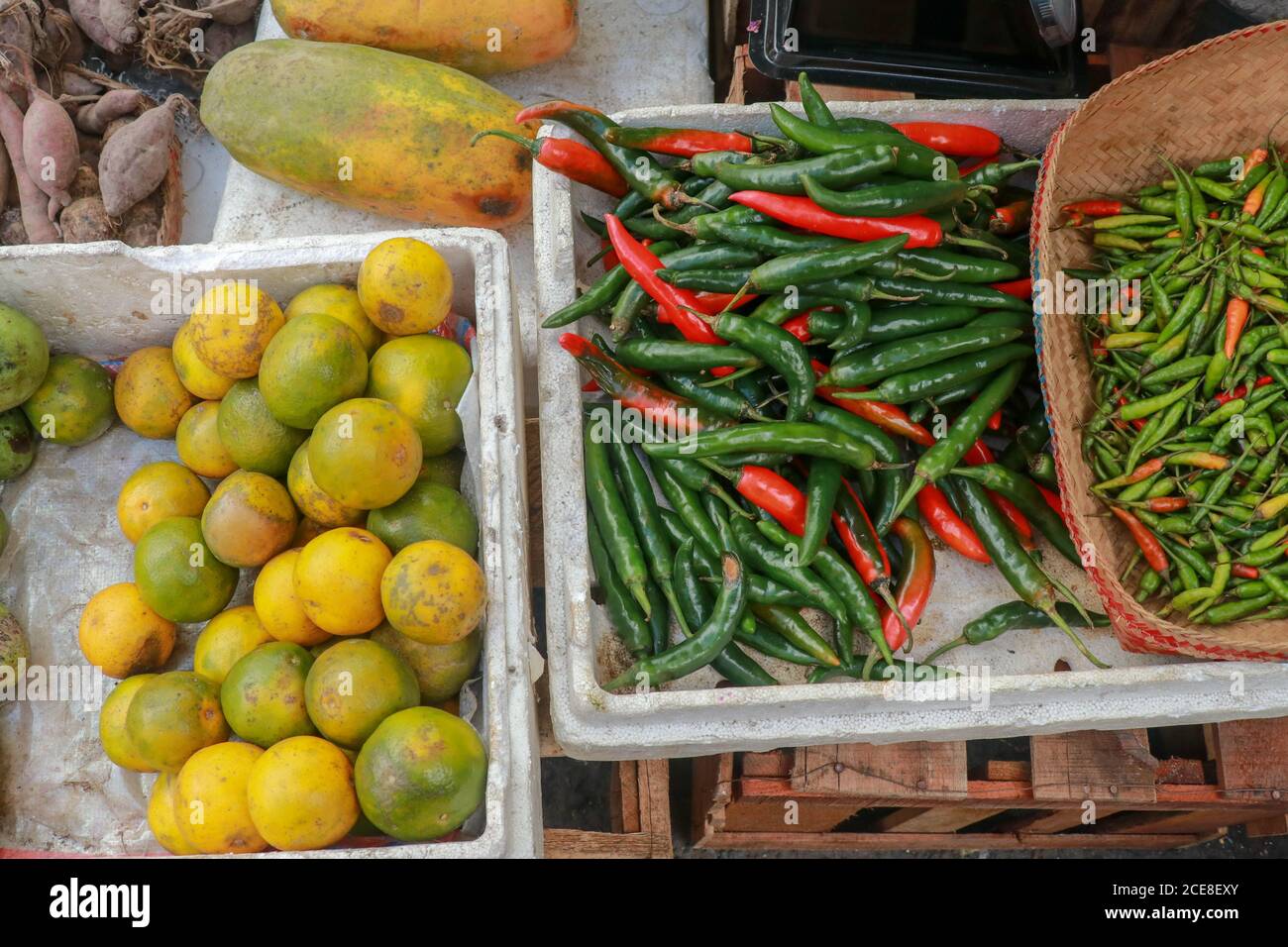 Mexican kitchen display hi-res stock photography and images - Alamy