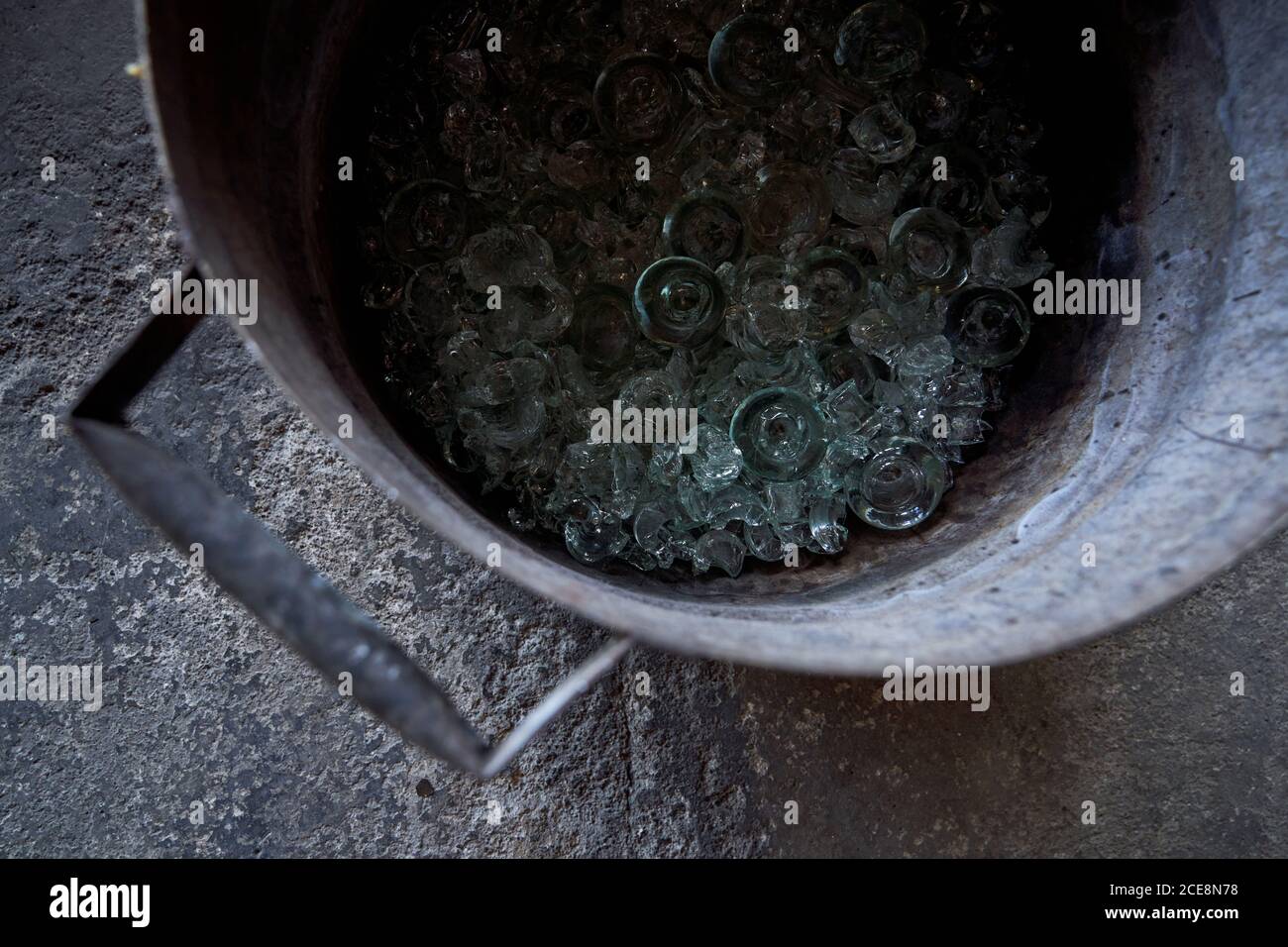 Melting Metal Pieces High Resolution Stock Photography and Images - Alamy