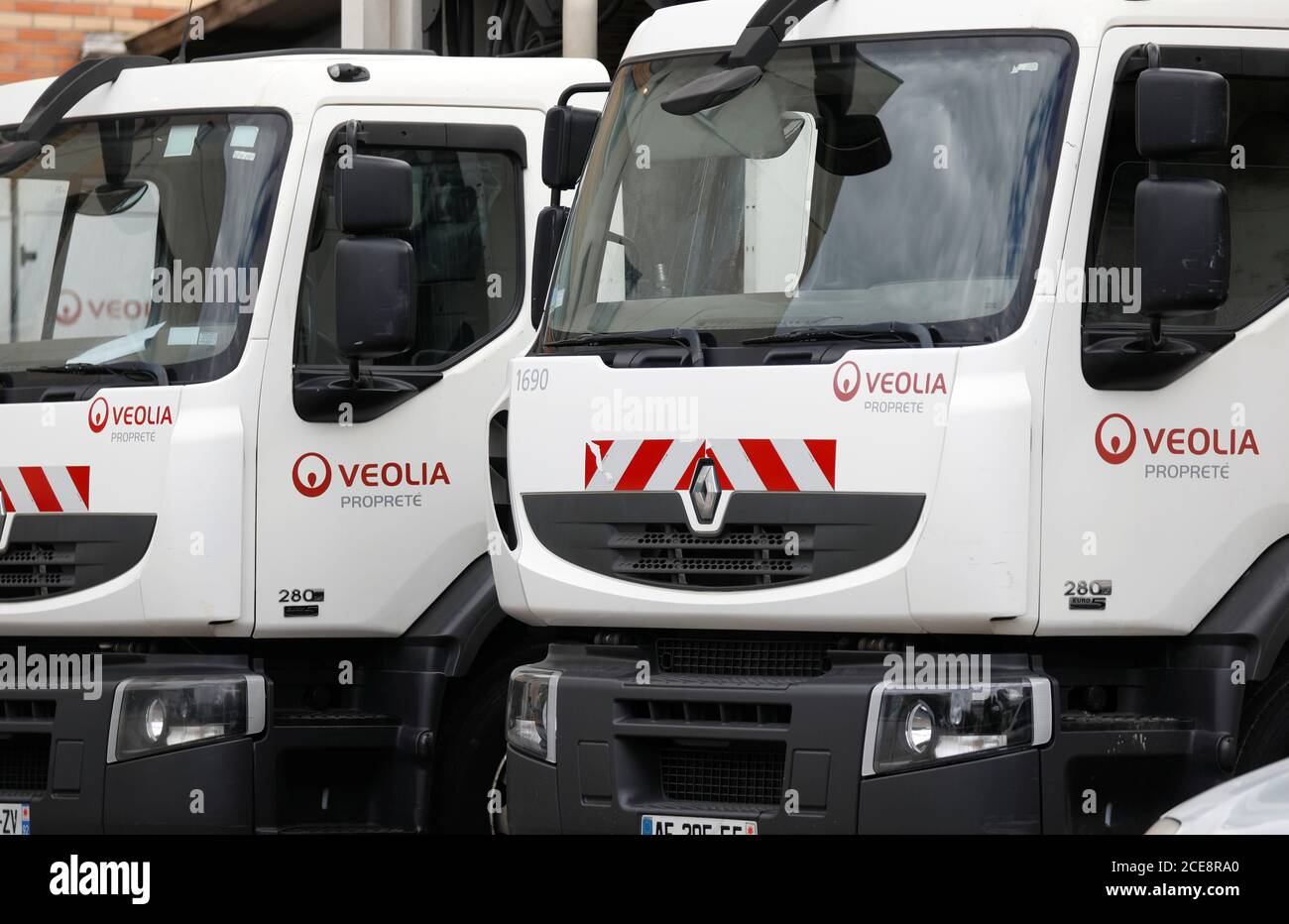 Veolia logo hi-res stock photography and images - Alamy