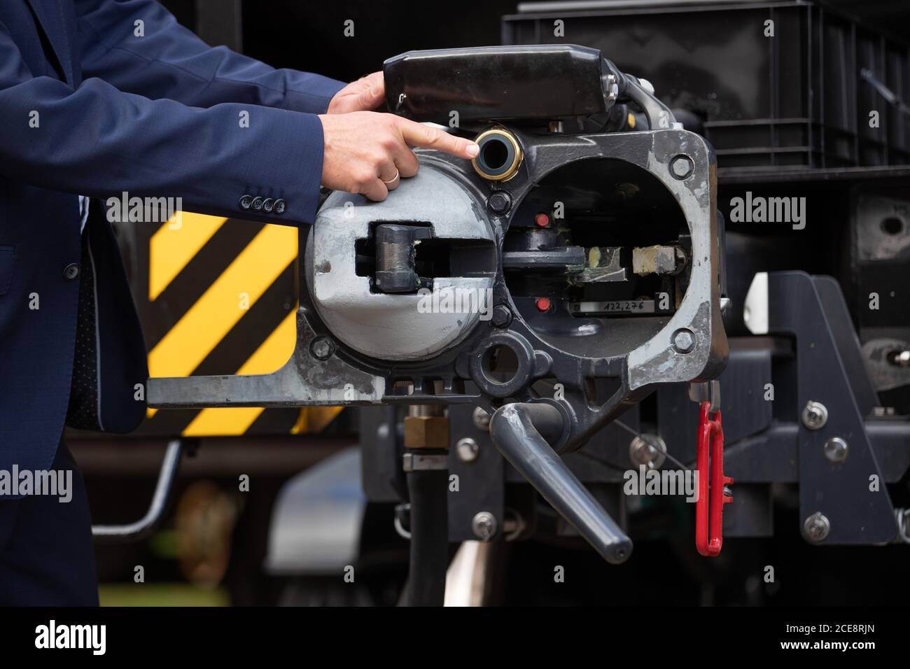Coupling of trains hi-res stock photography and images - Alamy