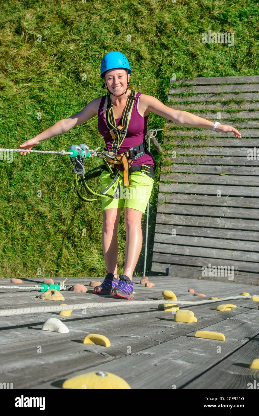 Adult ropes course hi-res stock photography and images - Alamy