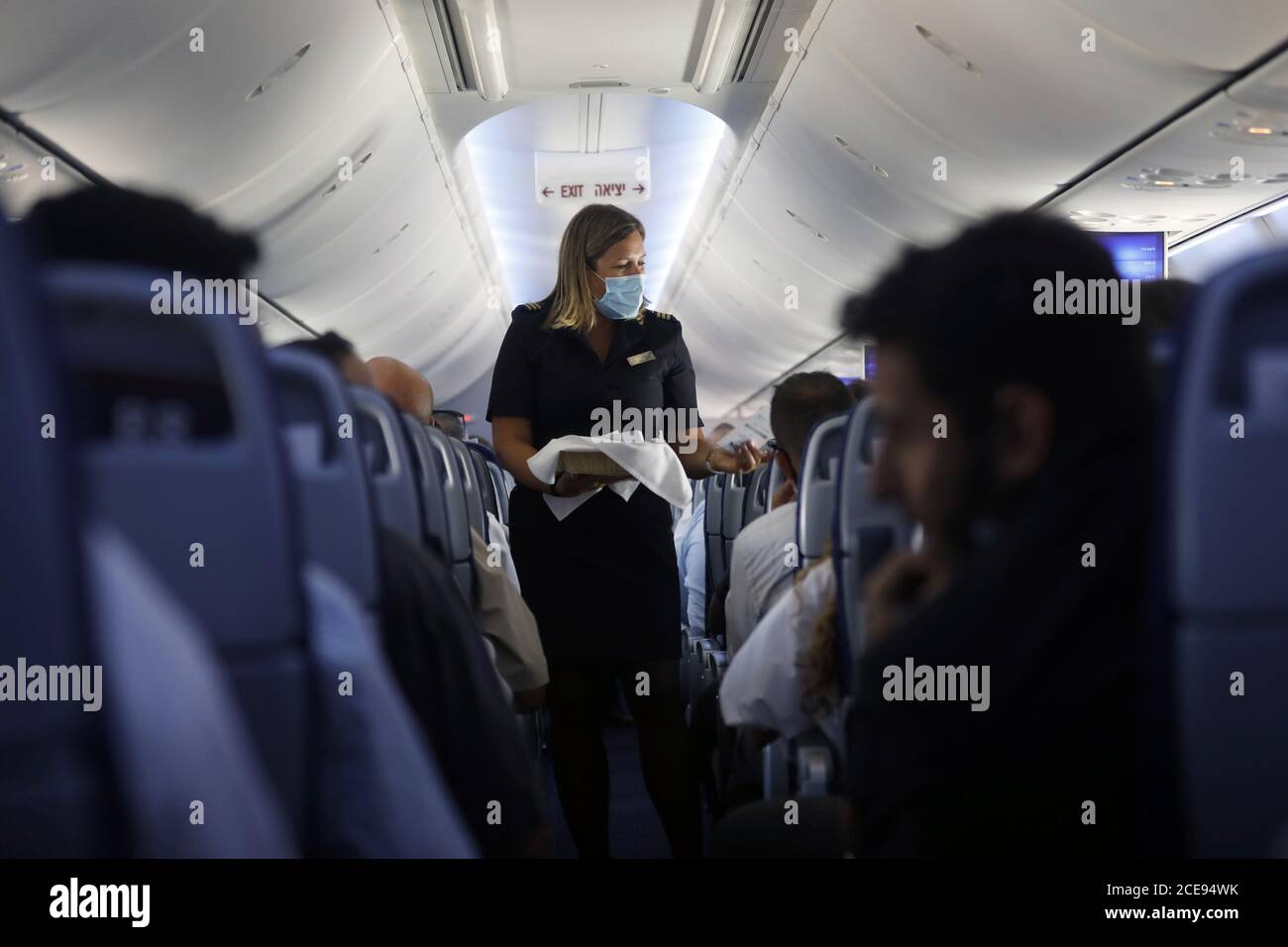 El al flight attendant hi-res stock photography and images - Alamy
