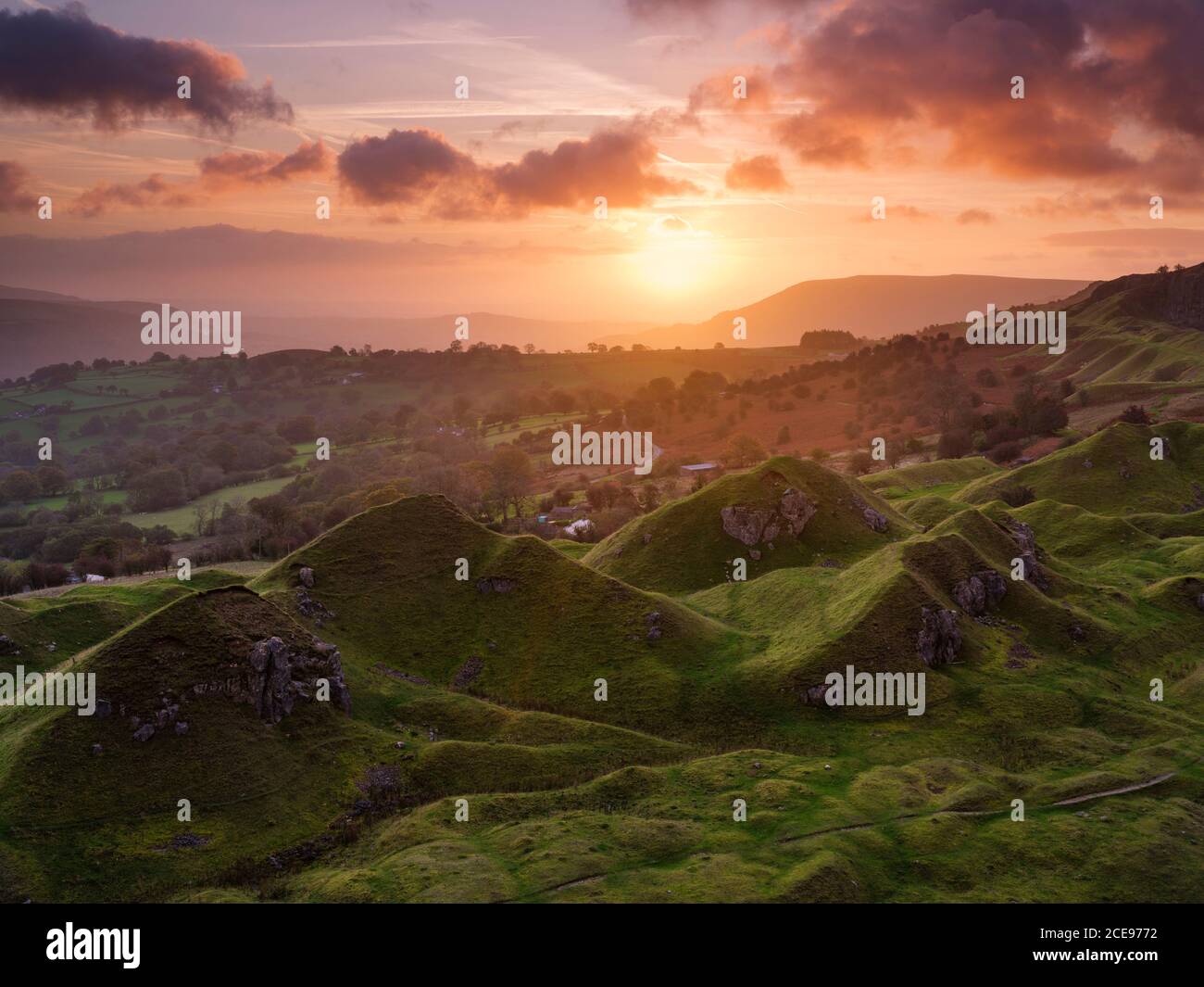 Llangattock hi-res stock photography and images - Alamy