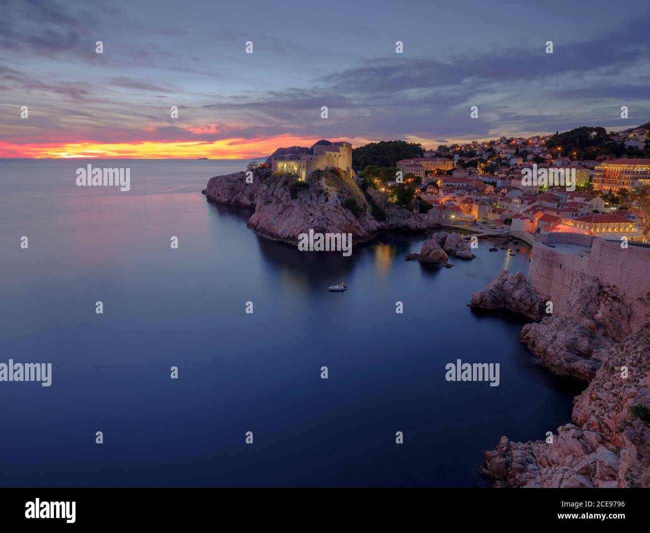 Wall sunset hi-res stock photography and images - Alamy