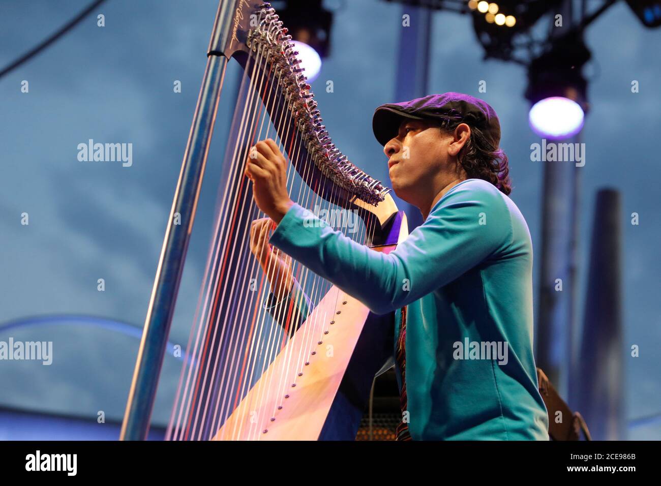 Edmar castaneda hi-res stock photography and images - Alamy