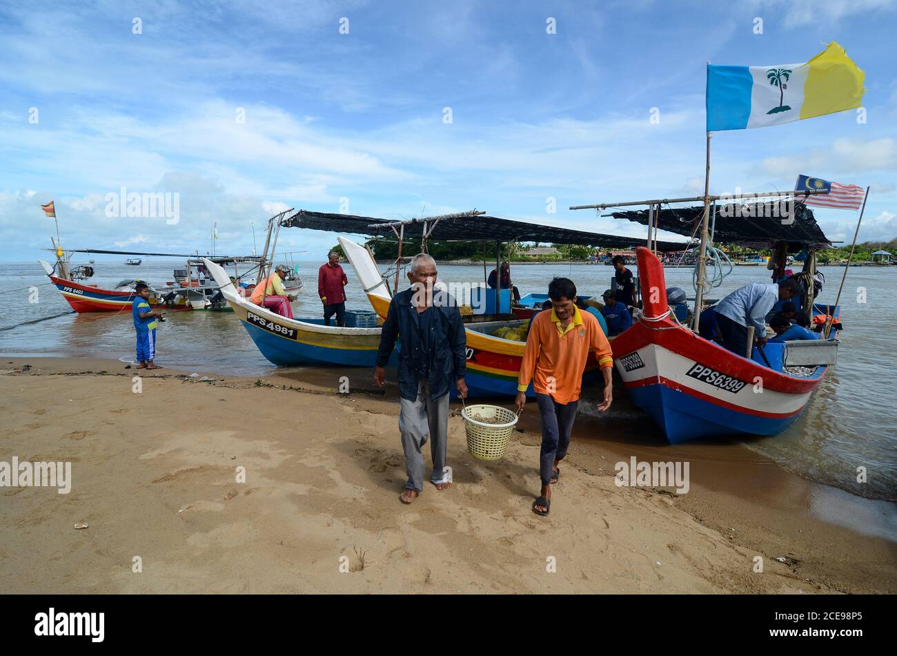 Fishing boats in penang malaysia hi-res stock photography and images ...