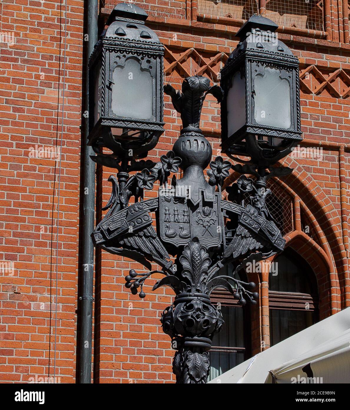 Victorian style lamp post hi-res stock photography and images - Alamy