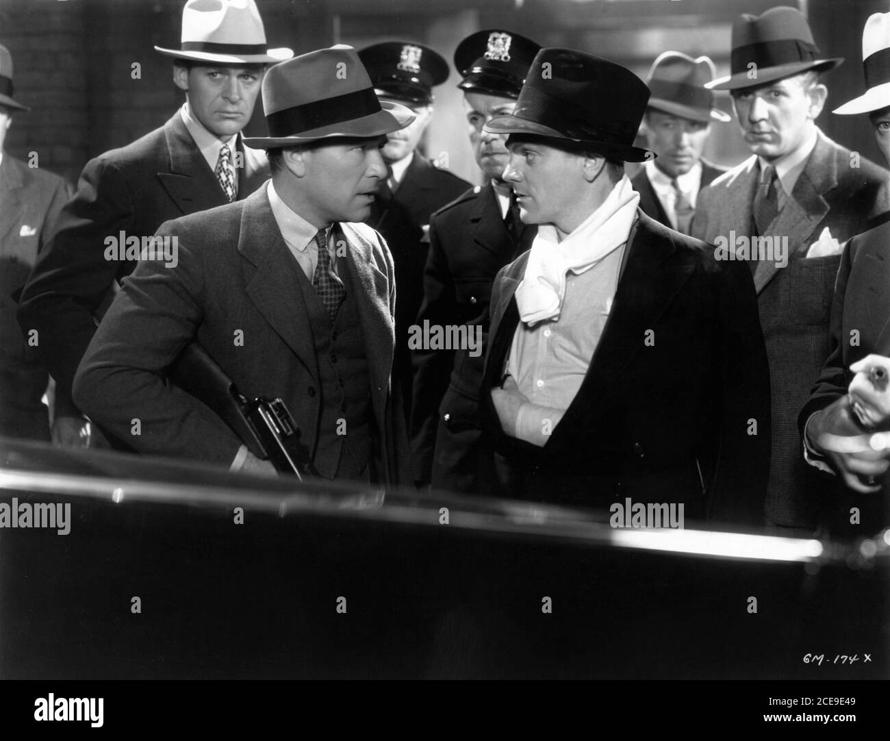 ROBERT ARMSTRONG and JAMES CAGNEY in G MEN 1935 director WILLIAM ...