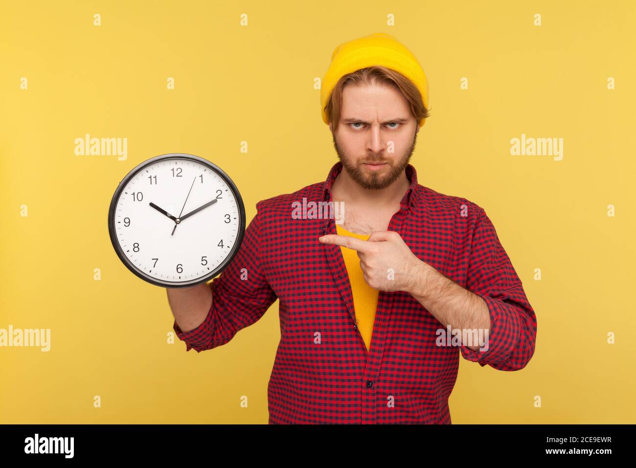 Checking time watch watches hi-res stock photography and images - Alamy