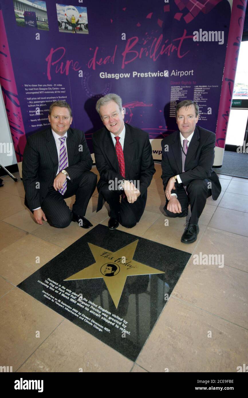 Photo shows left to right : Steve Fitzgerald, Stewart Stevensn MSP ...