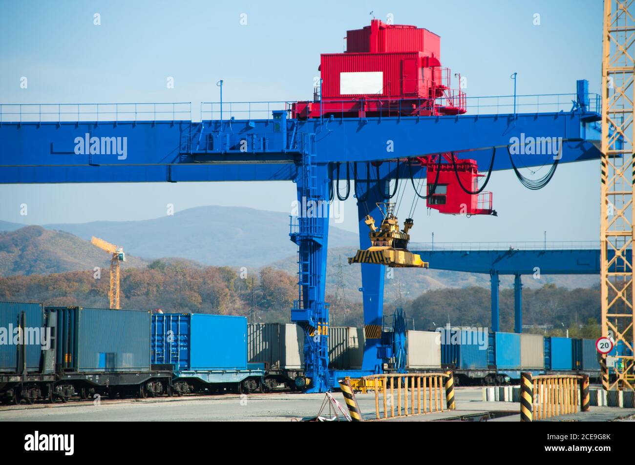 Loading rail cars hi-res stock photography and images - Alamy