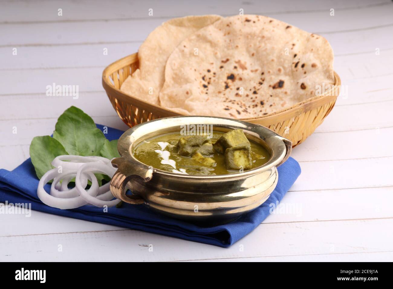Palak paneer or Spinach and Cottage cheese curry is a healthy main ...