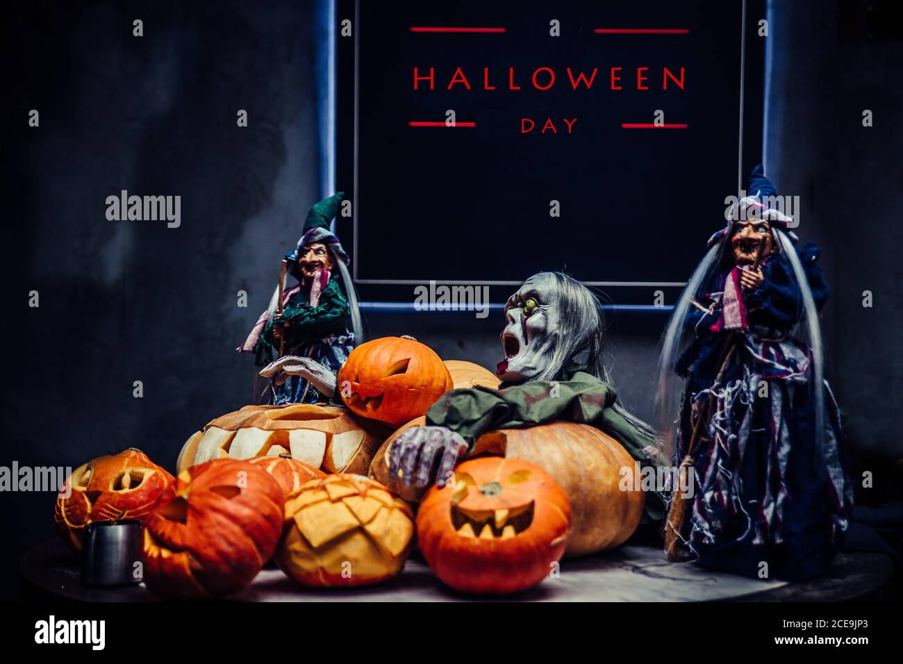 Dark spooky background hi-res stock photography and images - Alamy
