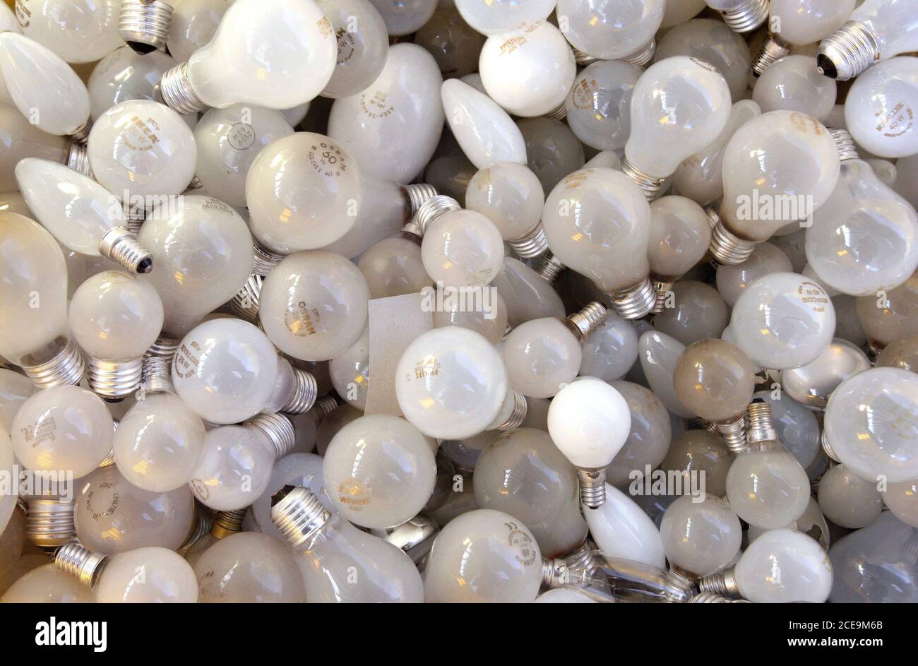 Old broken light bulbs handed in at a recycling station. Photo Jeppe ...