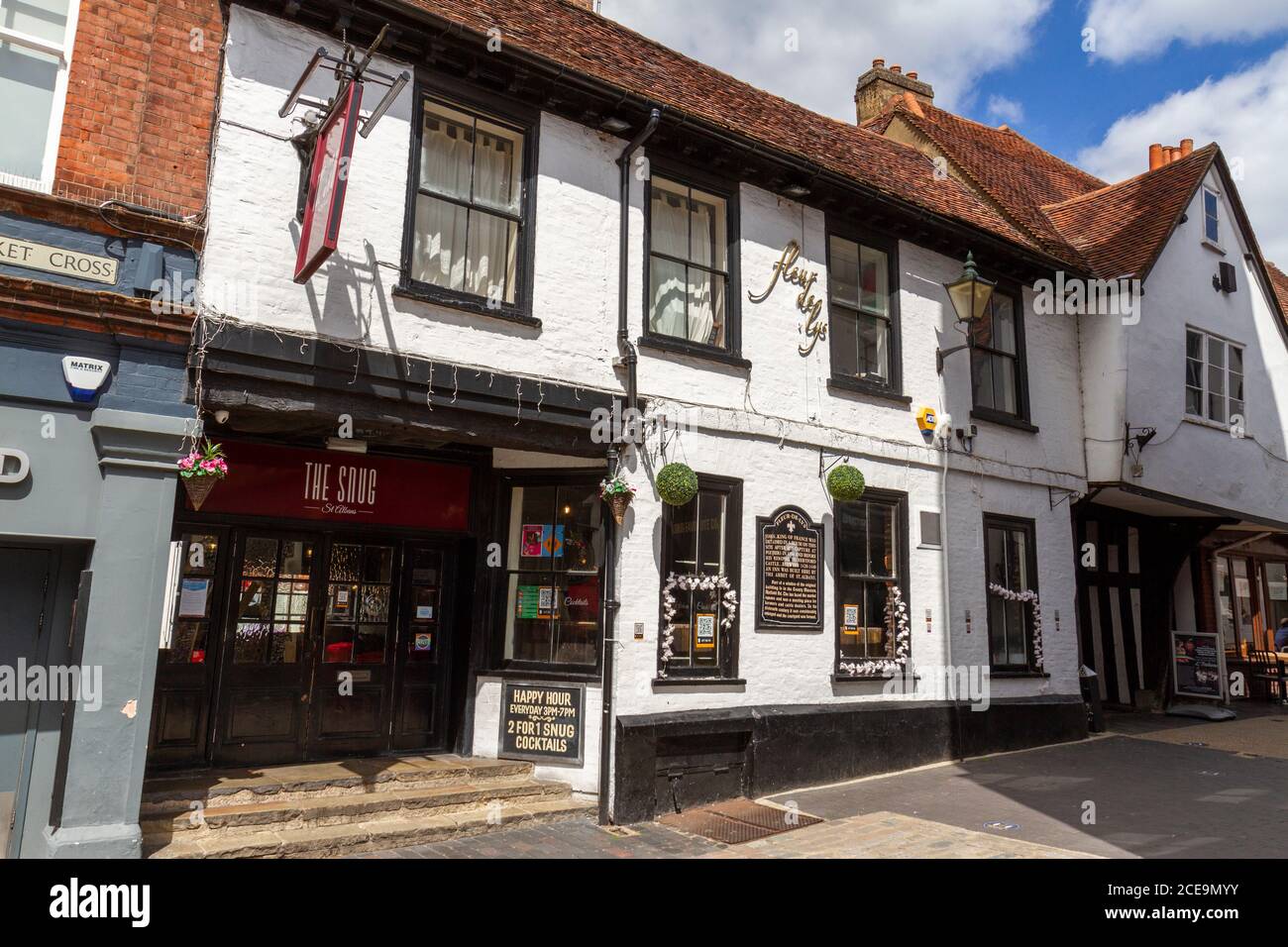 The Snug Bar St Albans, a cocktail bar in St Albans, Hertfordshire, UK ...