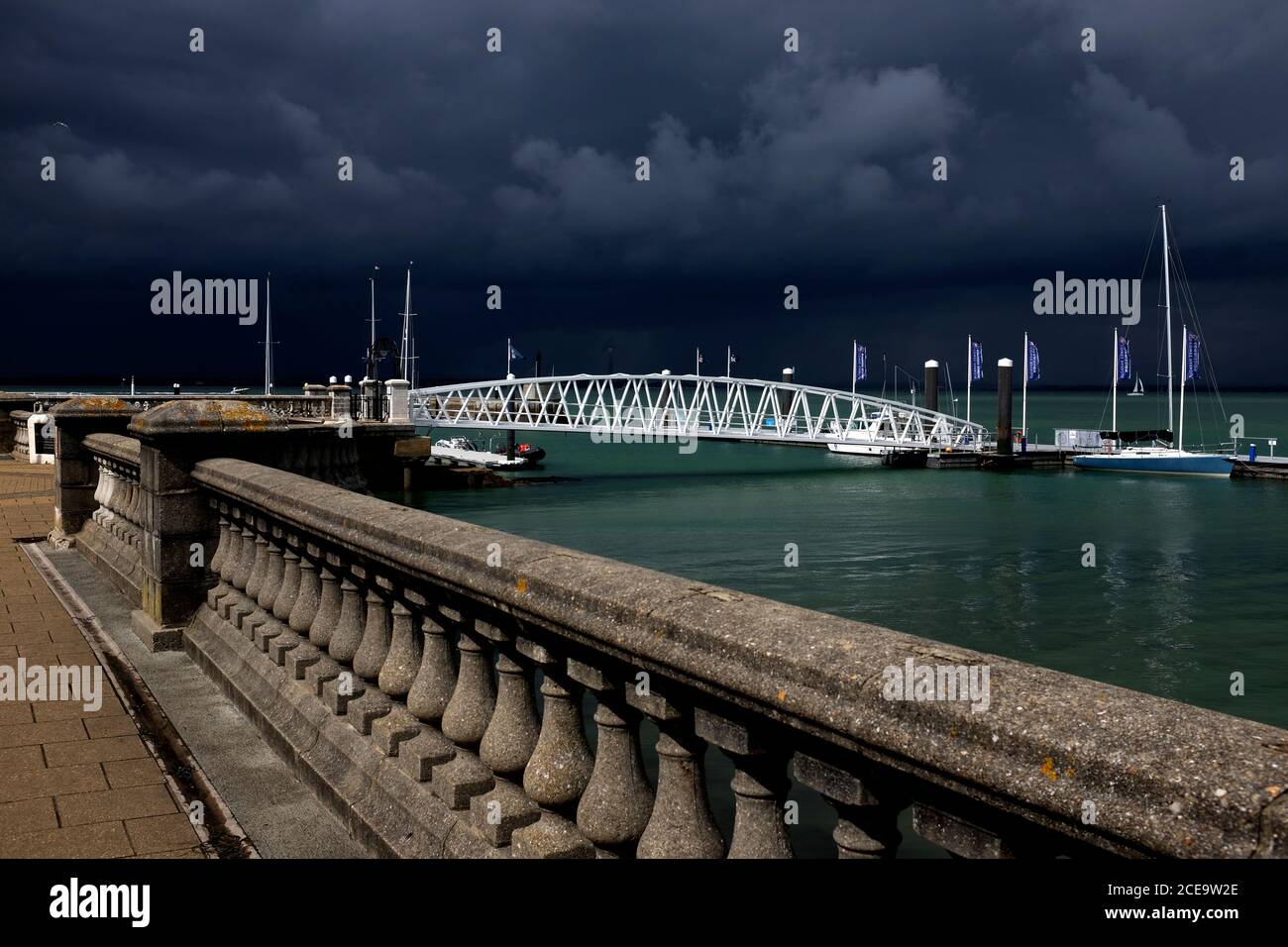 Dramatic,black,storm,clouds,seafront,sea,The Solent,Cowes,Isle of Wight ...