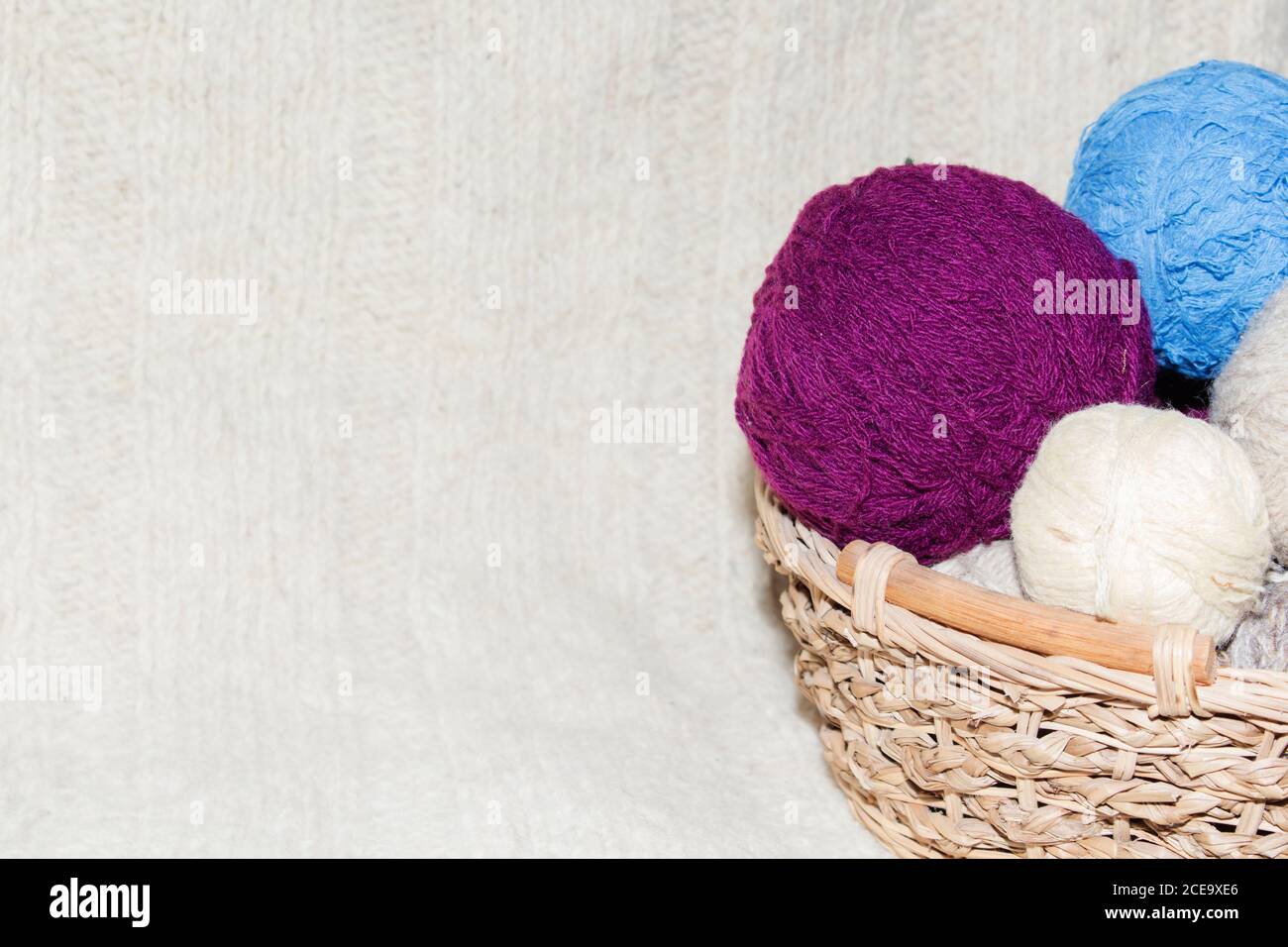 Hank of wool hi-res stock photography and images - Alamy