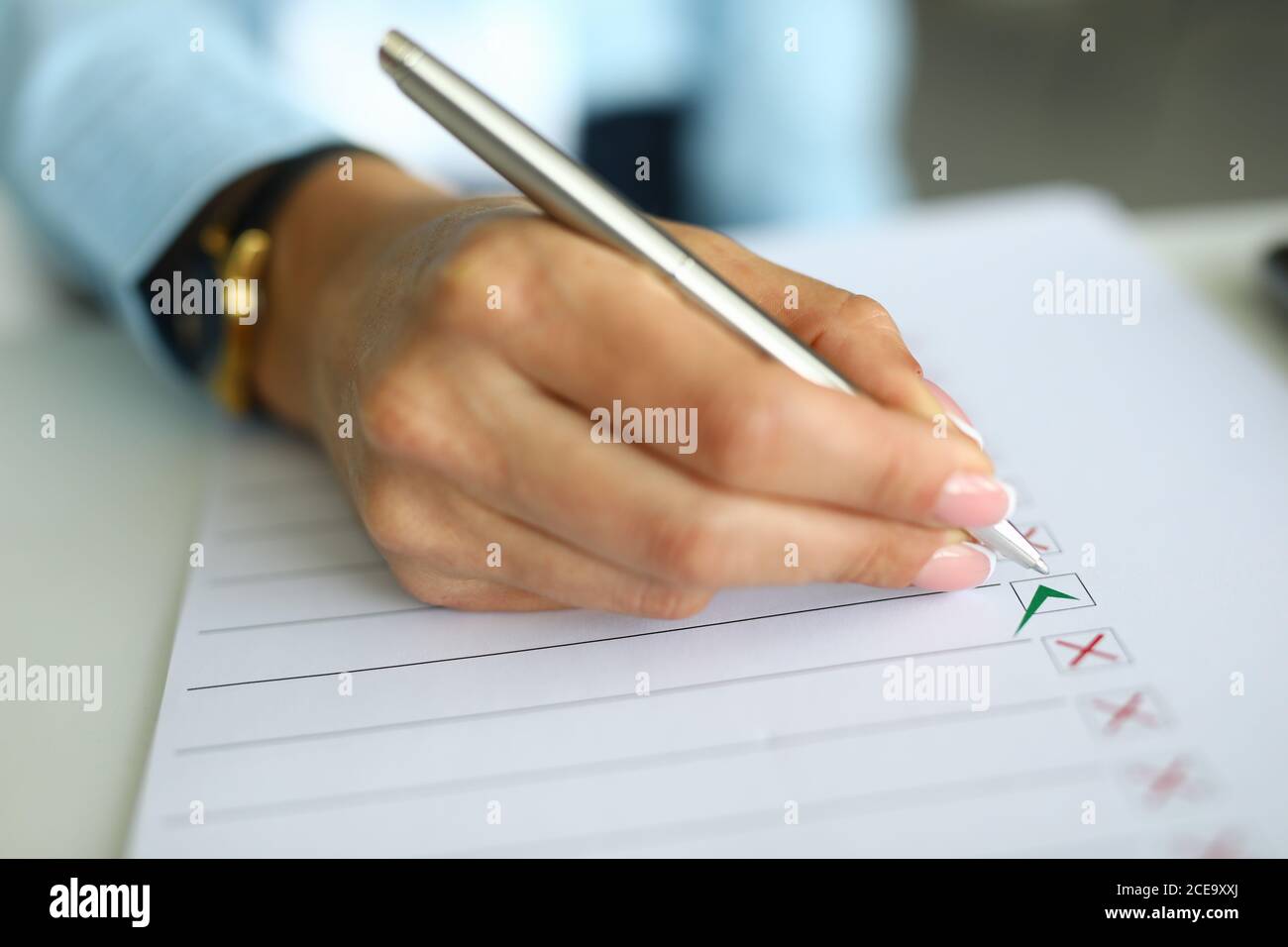 Write letter analysis hi-res stock photography and images - Alamy