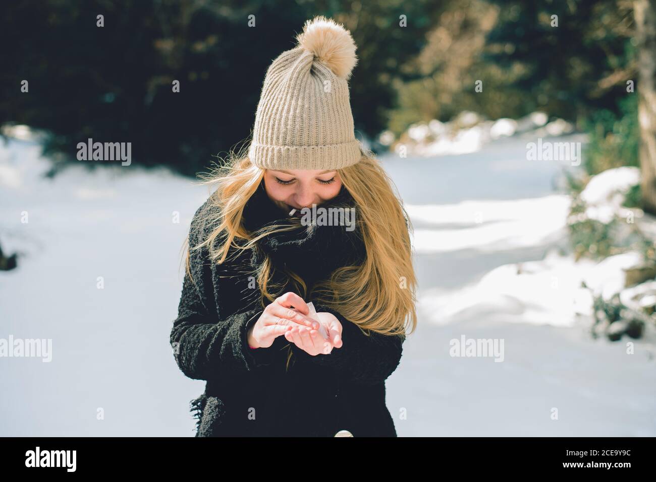 Woman smoking in park hi-res stock photography and images - Alamy